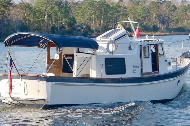 Used Outer Reef Yachts 2631 1979 for sale in Beaufort, North Carolina ...
